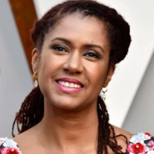 Aged 35, Lauren Simonetti is American journalist who is married to her ...