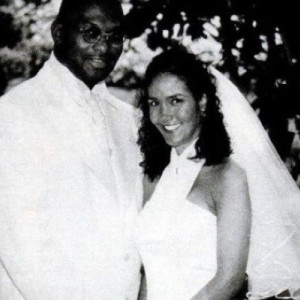 Antwon Tanner Bio - affair,girlfriend,married,wife,net worth,son,tattoo ...